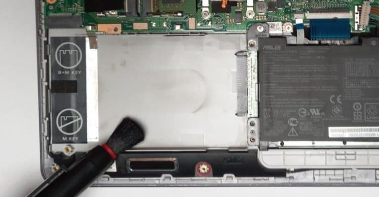 How To Fix "Hard Drive Not Installed" Error On Laptop