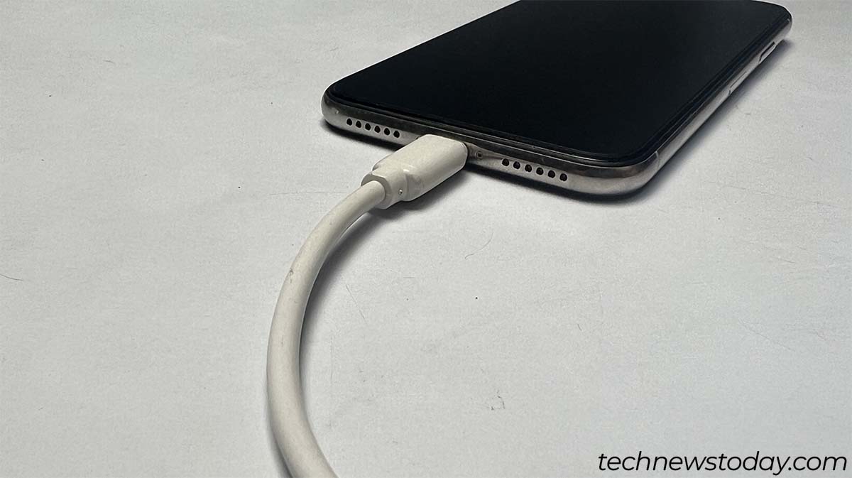 IPhone's Charging Port Not Working? Here's What To Do
