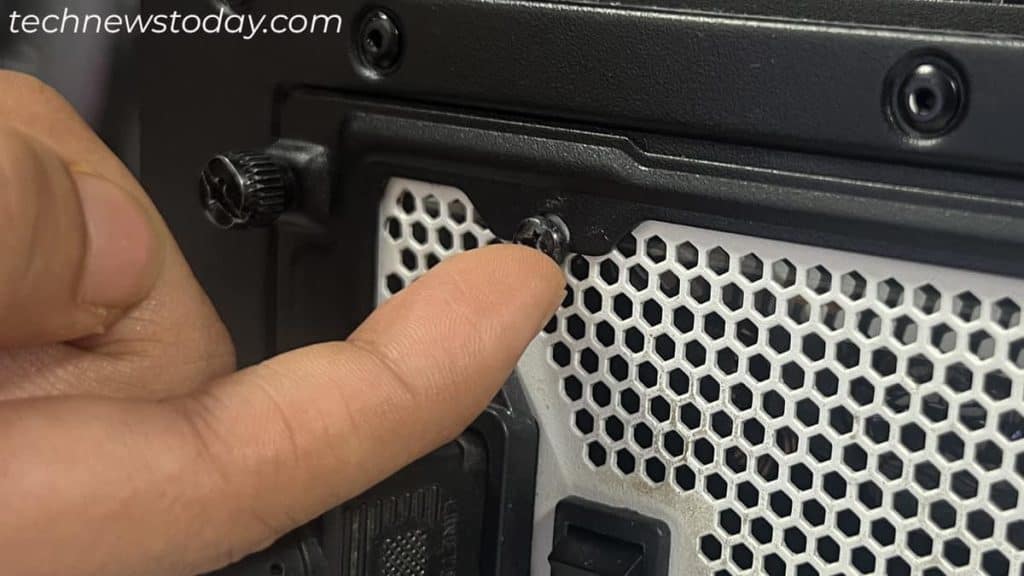 How To Ground Yourself While Building A PC?