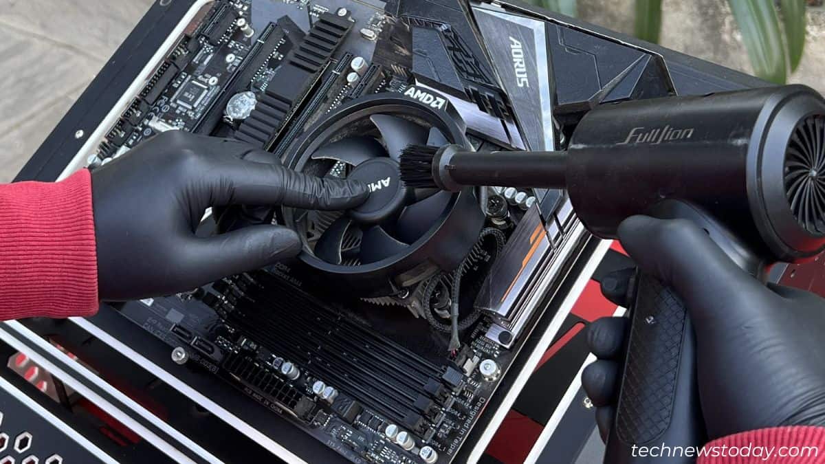 How To Clean A Motherboard