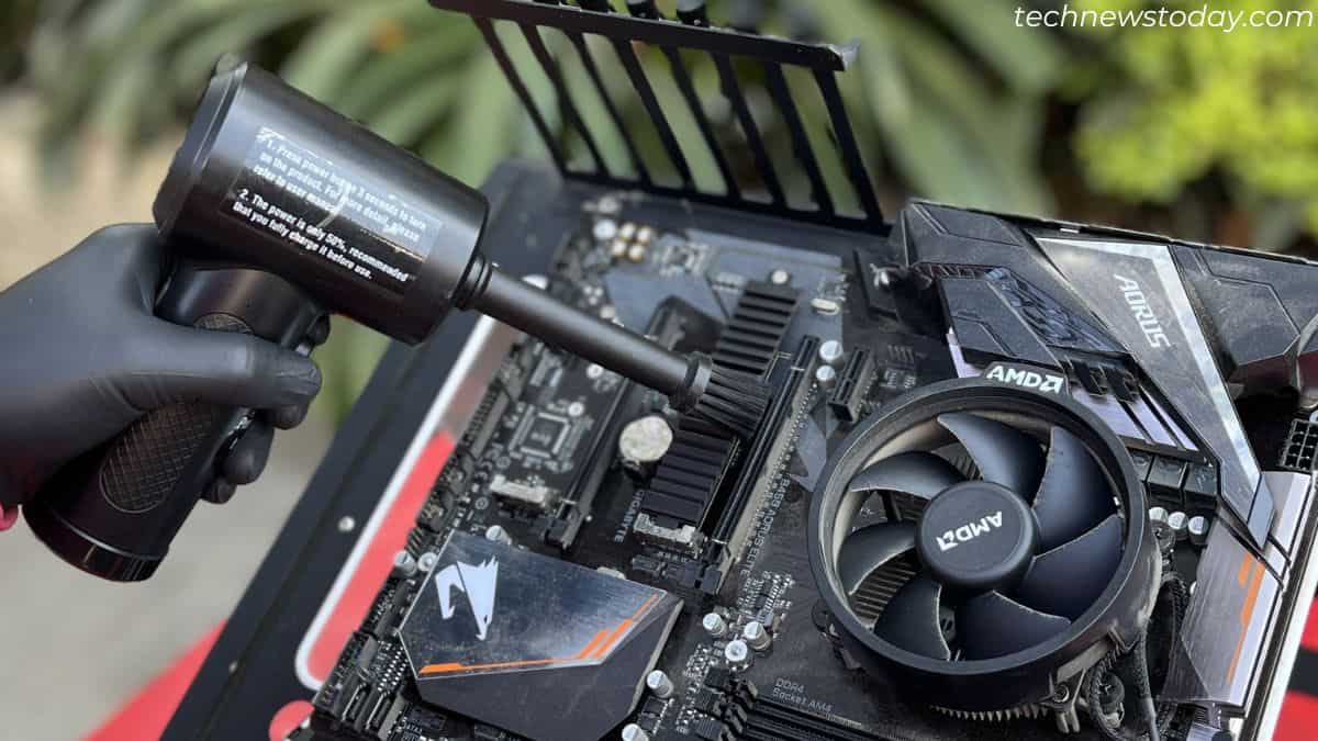 How To Clean A Motherboard