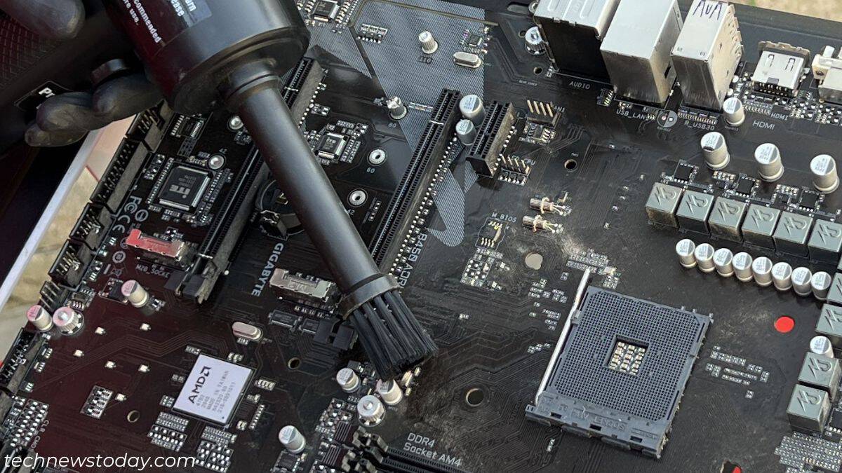 How To Clean A Motherboard